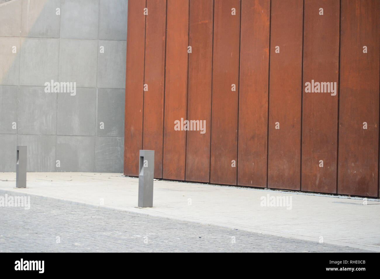 empty space outside house Stock Photo - Alamy