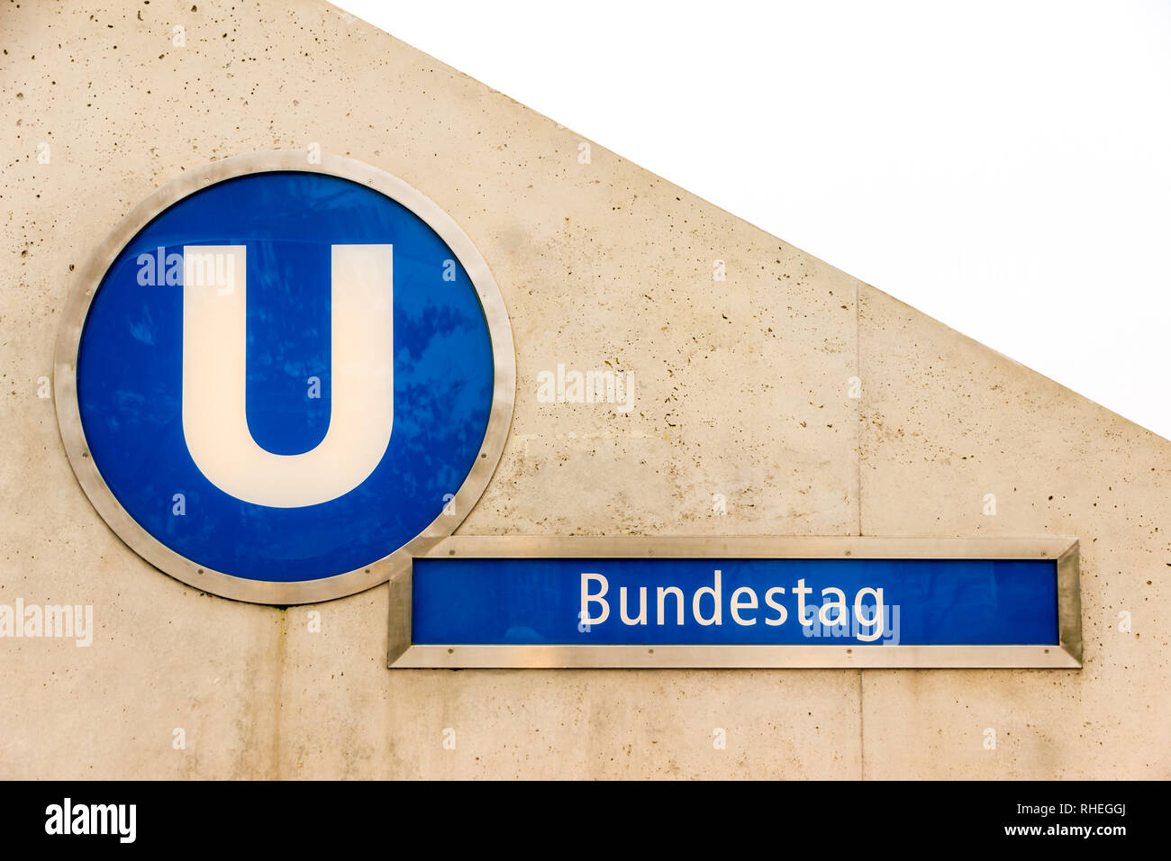 Sbahn sign hi-res stock photography and images - Alamy