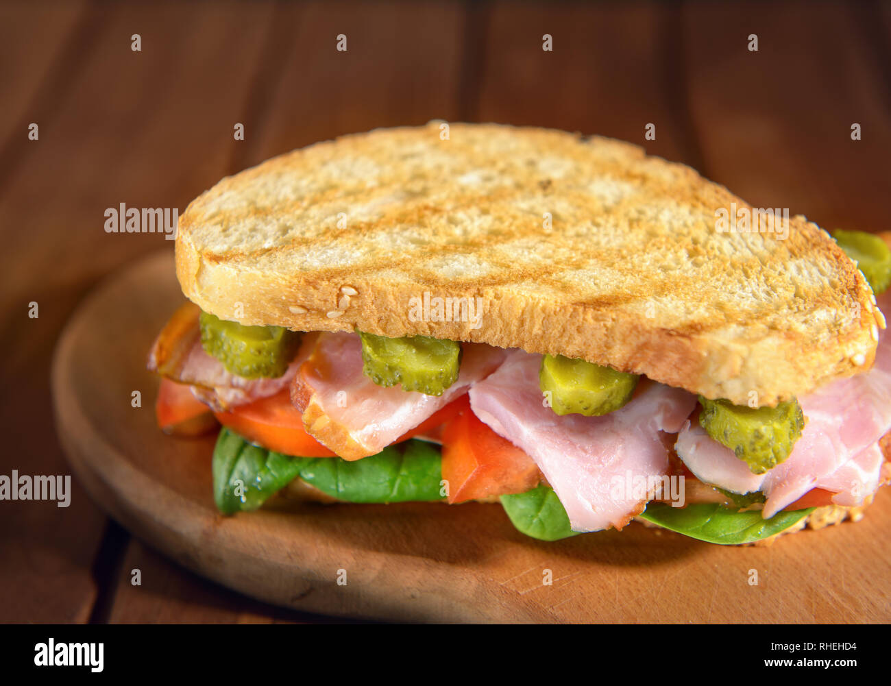 Bacon crisp sandwich hi-res stock photography and images - Alamy