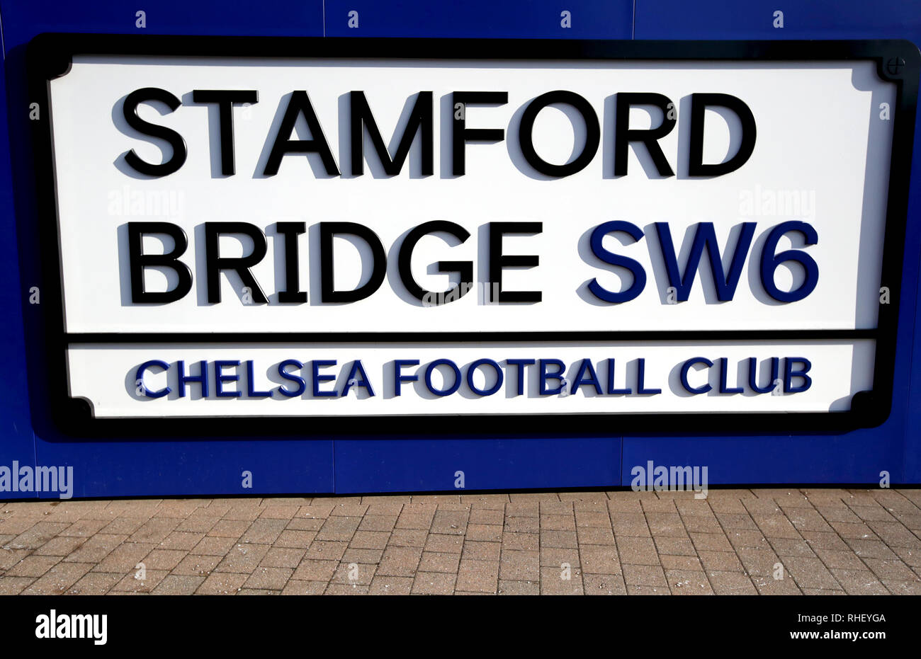 Stamford bridge sign hi-res stock photography and images - Alamy