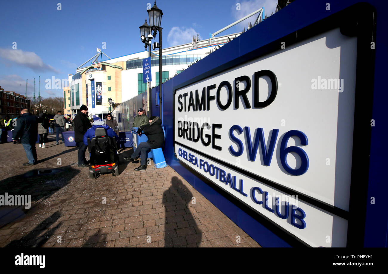 Stamford bridge sign hi-res stock photography and images - Alamy
