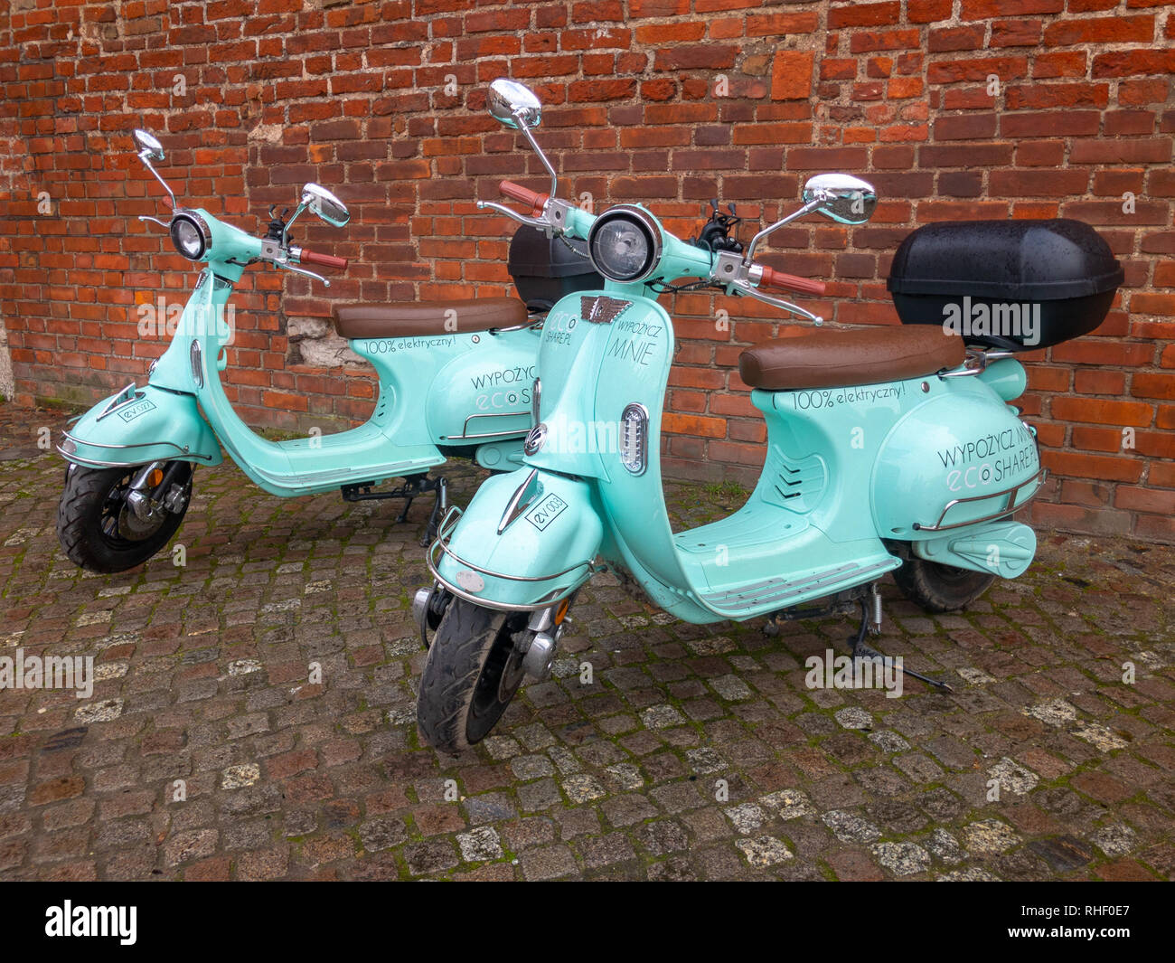 Scooters popular in old hi-res stock photography and images - Alamy