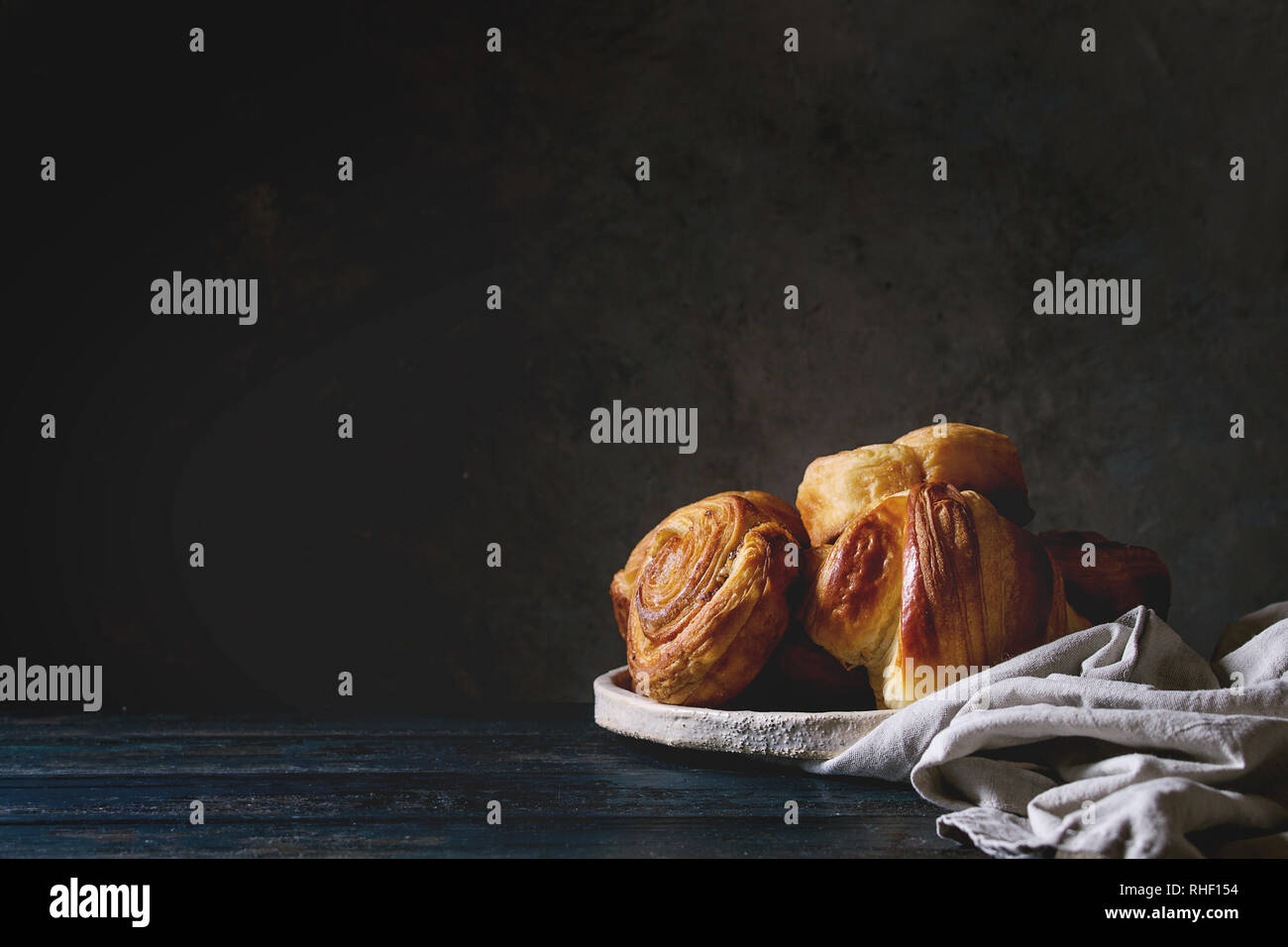 Puff pastry buns Stock Photo - Alamy