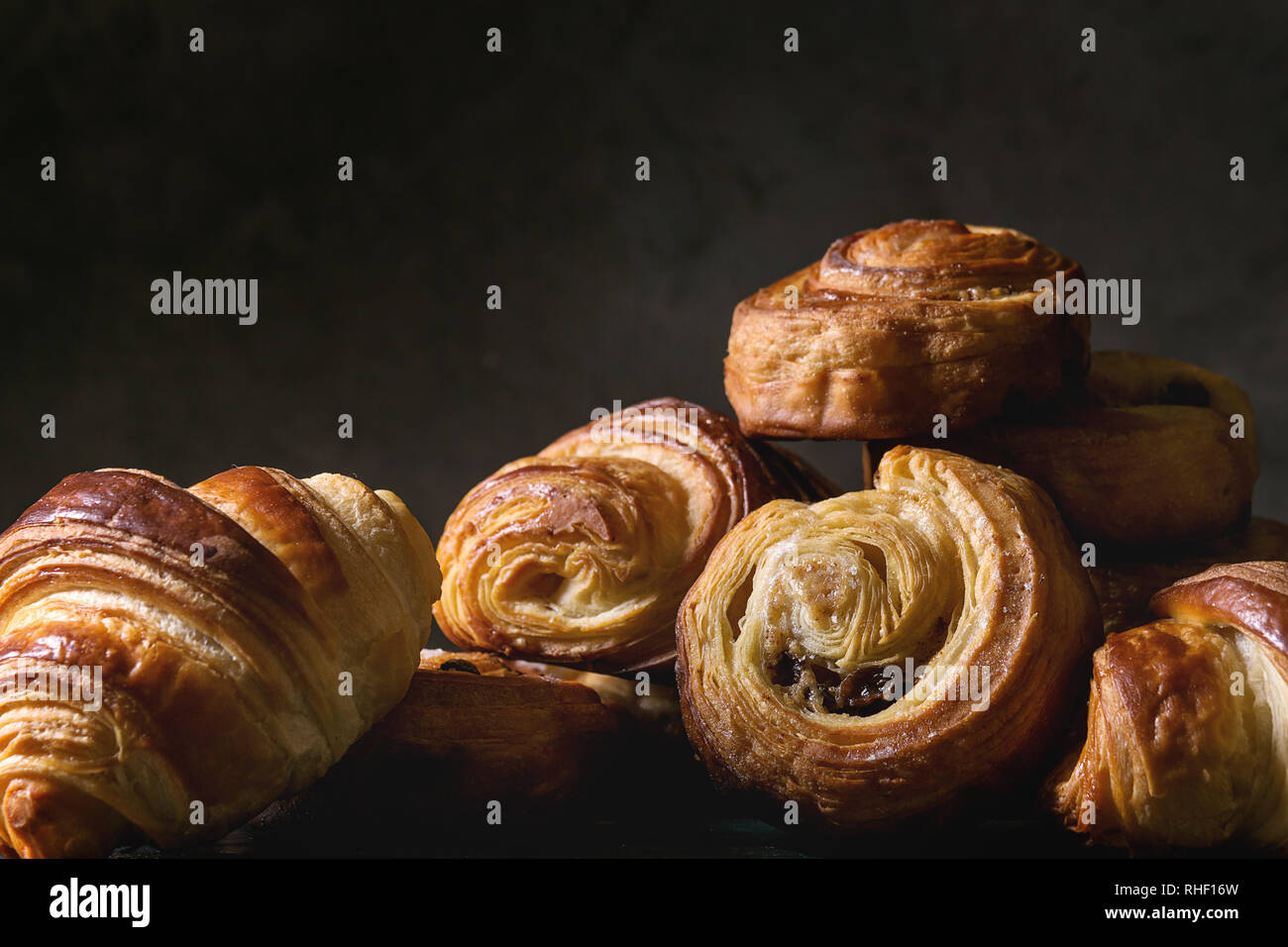 Puff pastry buns Stock Photo - Alamy