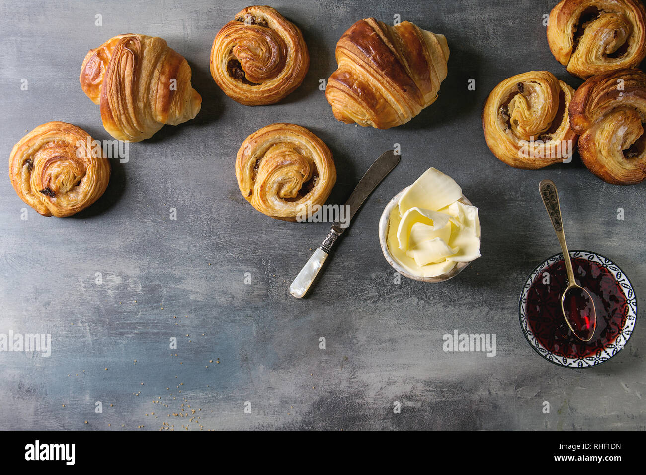 Puff pastry buns Stock Photo - Alamy