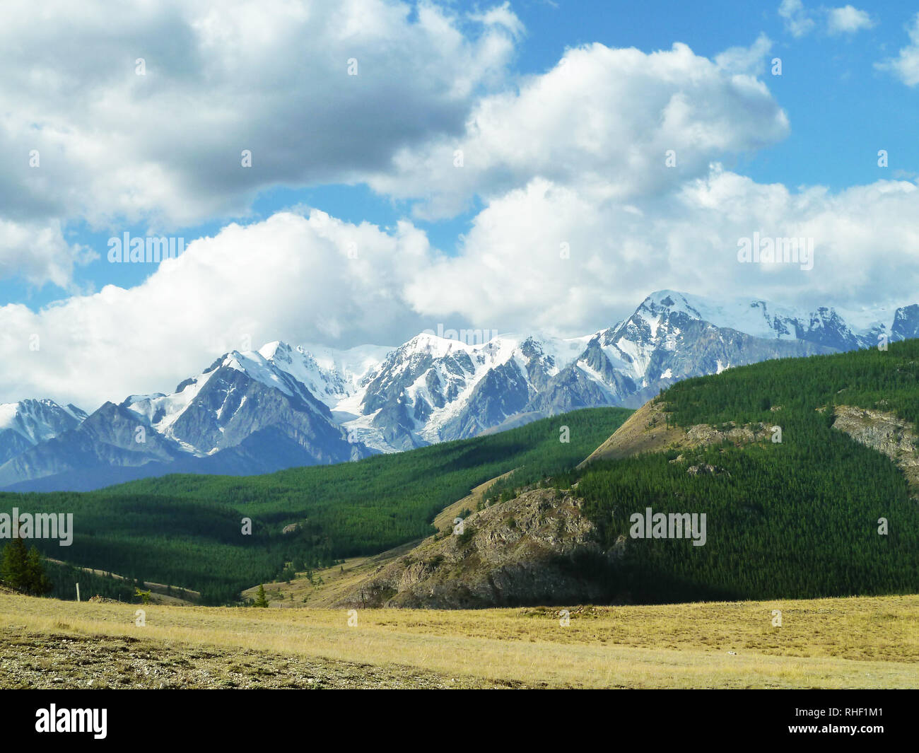 Altai Mountain Range Stock Photos & Altai Mountain Range Stock Images ...