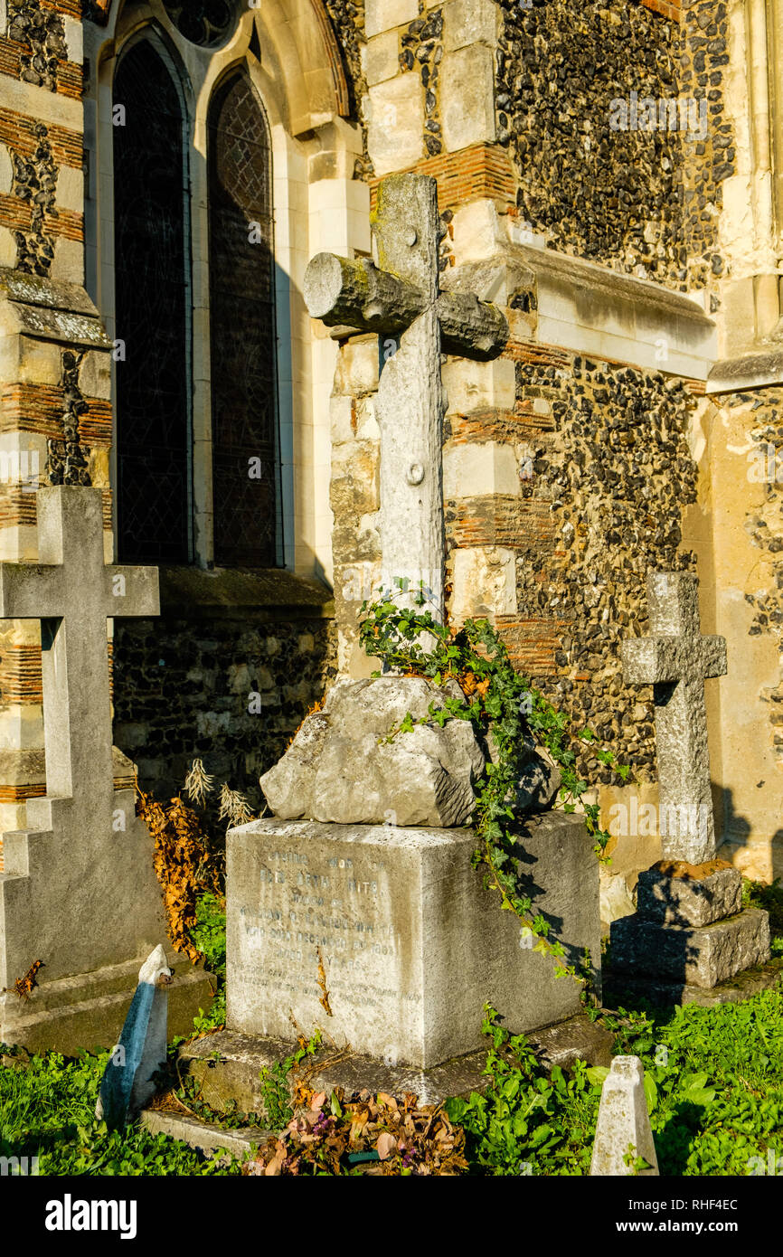 St Mary the Virgin Church, Church Road, Stone, Kent Stock Photo - Alamy
