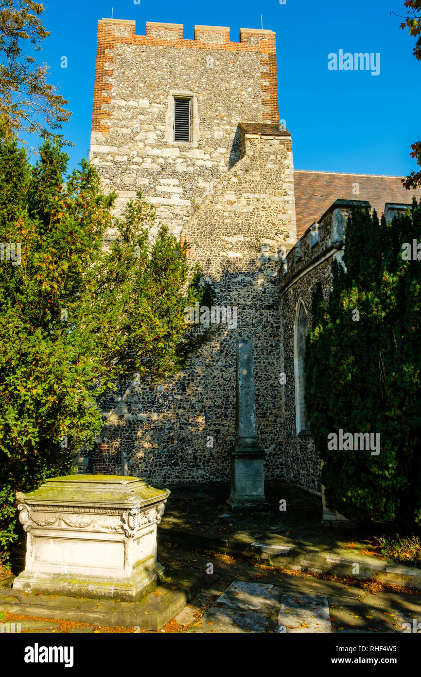 Gravesend cemetery hi-res stock photography and images - Alamy