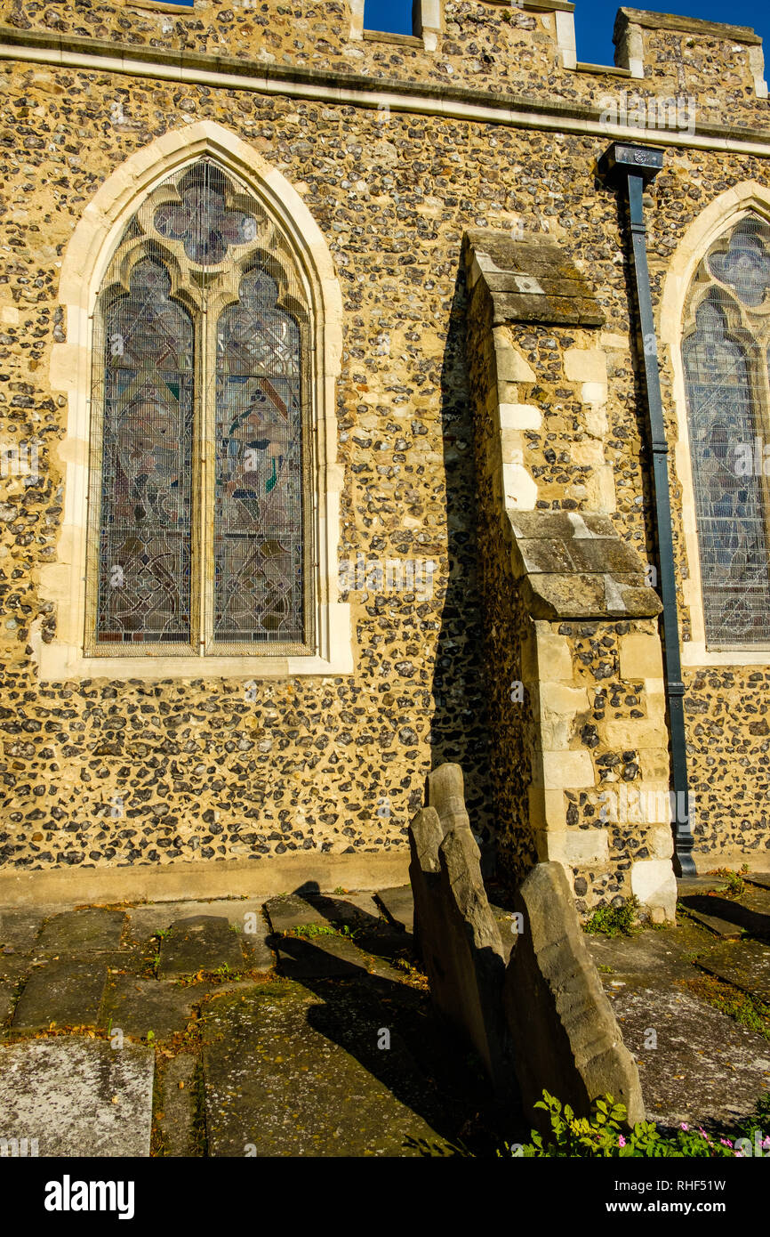 Parish Church of St Botolph, Northfleet, Gravesend, Kent Stock Photo ...