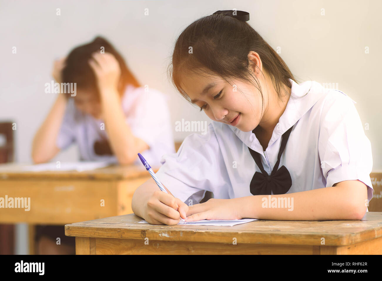Thai girl uniforms hi-res stock photography and images - Alamy