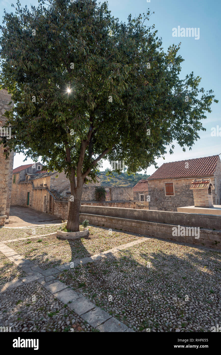 Velo grabje hi-res stock photography and images - Alamy