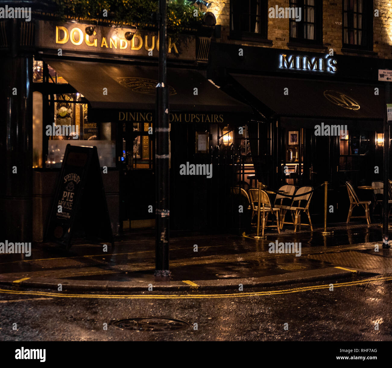 An evening walk in rainy London England Stock Photo - Alamy