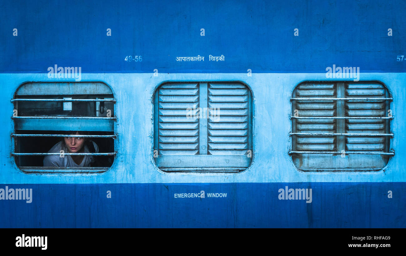 Sleeper class hi-res stock photography and images - Alamy