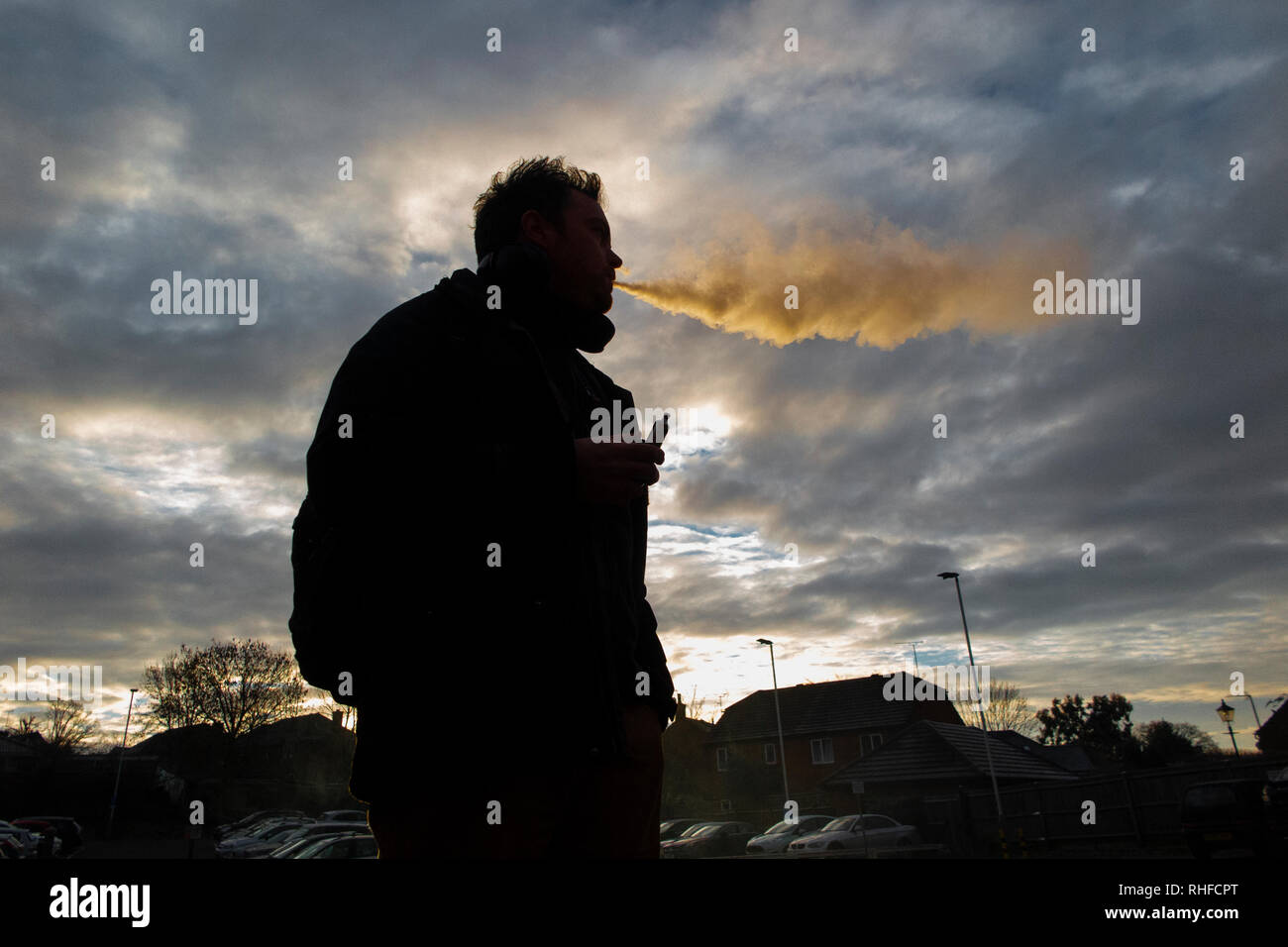 Vaping silhouette hi-res stock photography and images - Alamy