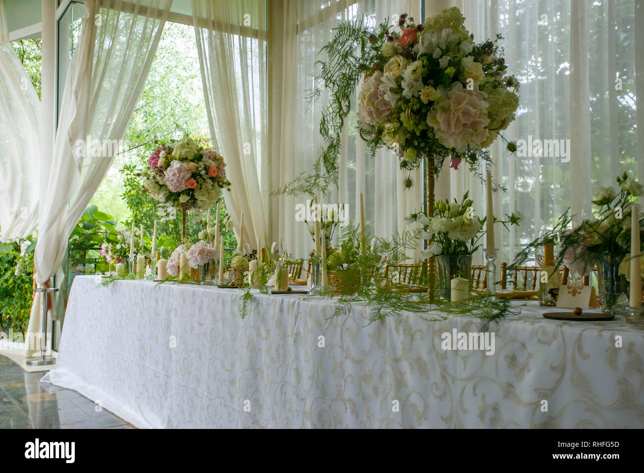 wedding set up Stock Photo - Alamy