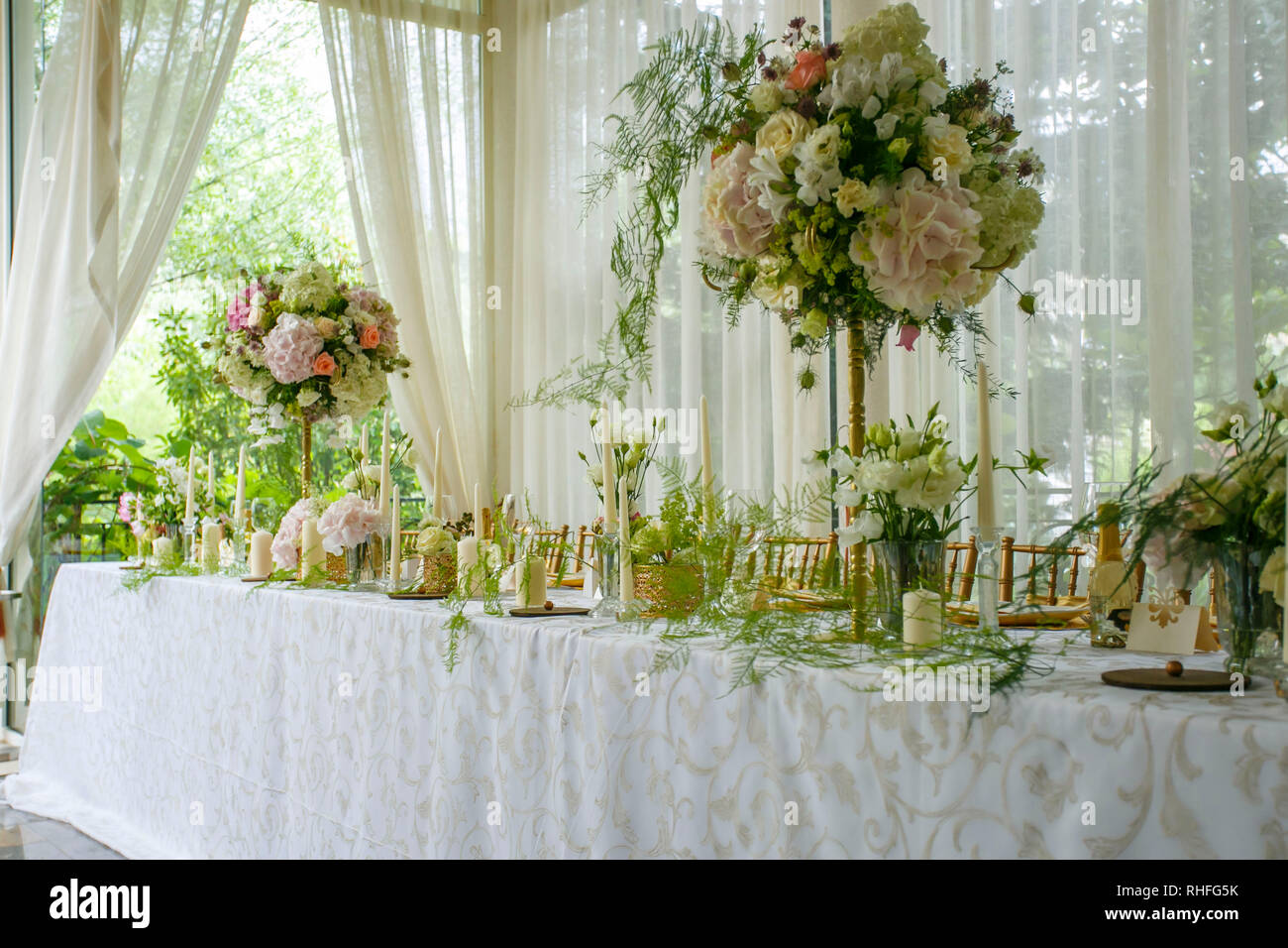 wedding set up Stock Photo - Alamy