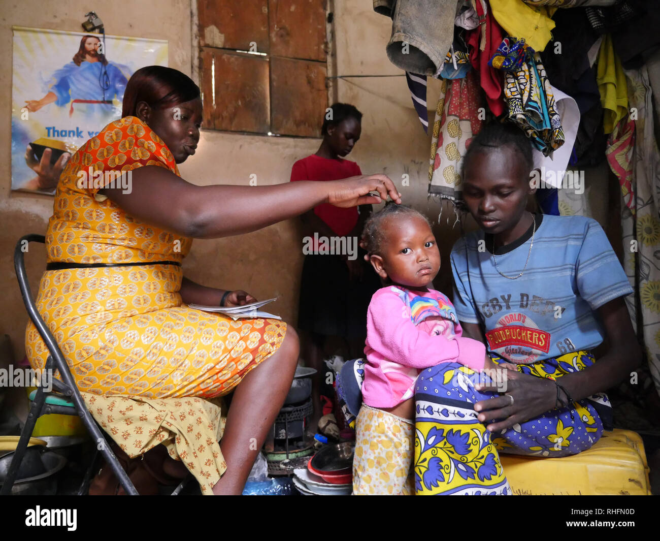 Kenya in slum bangladesh mombasa hi-res stock photography and images ...