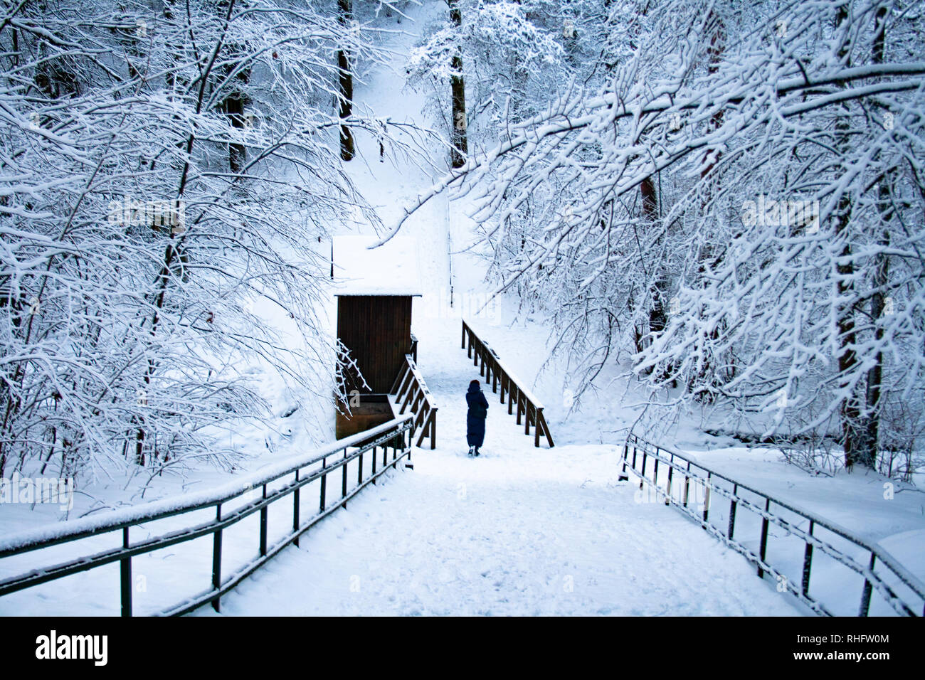 Wooden snow bridges hi-res stock photography and images - Alamy
