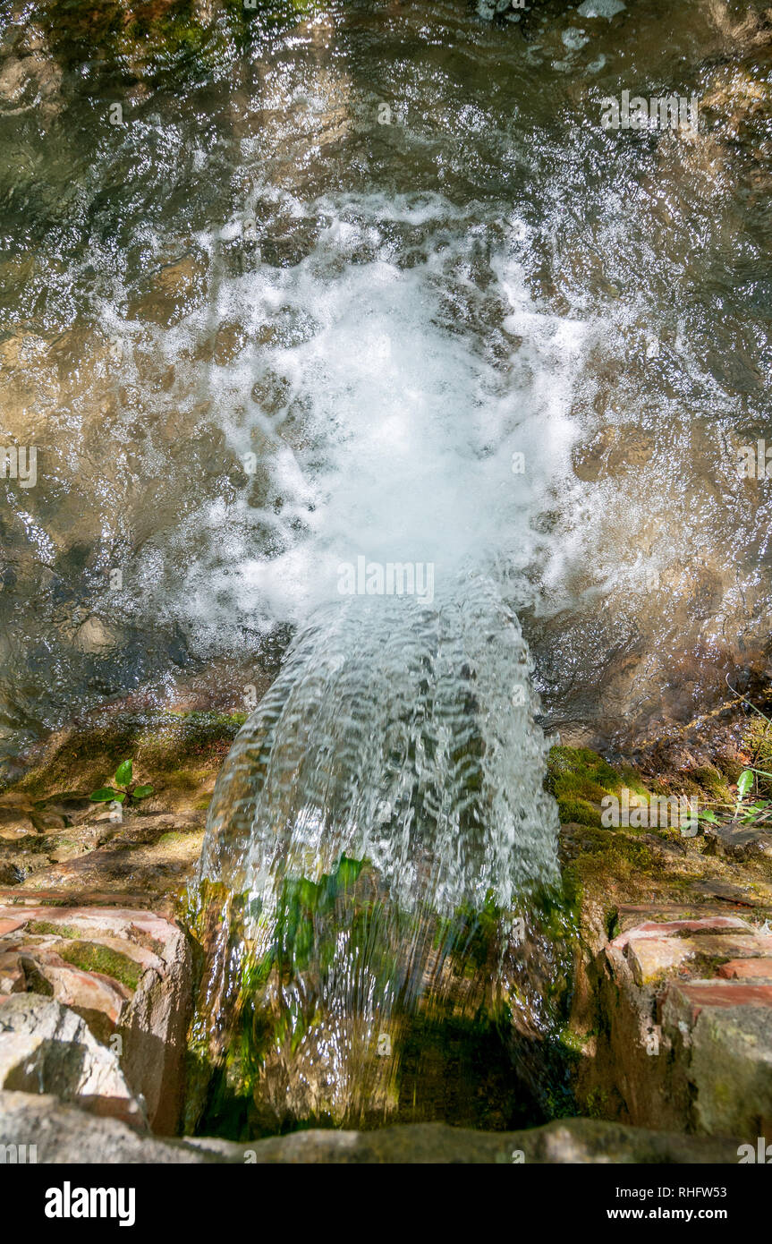 Water drop from above hi-res stock photography and images - Alamy