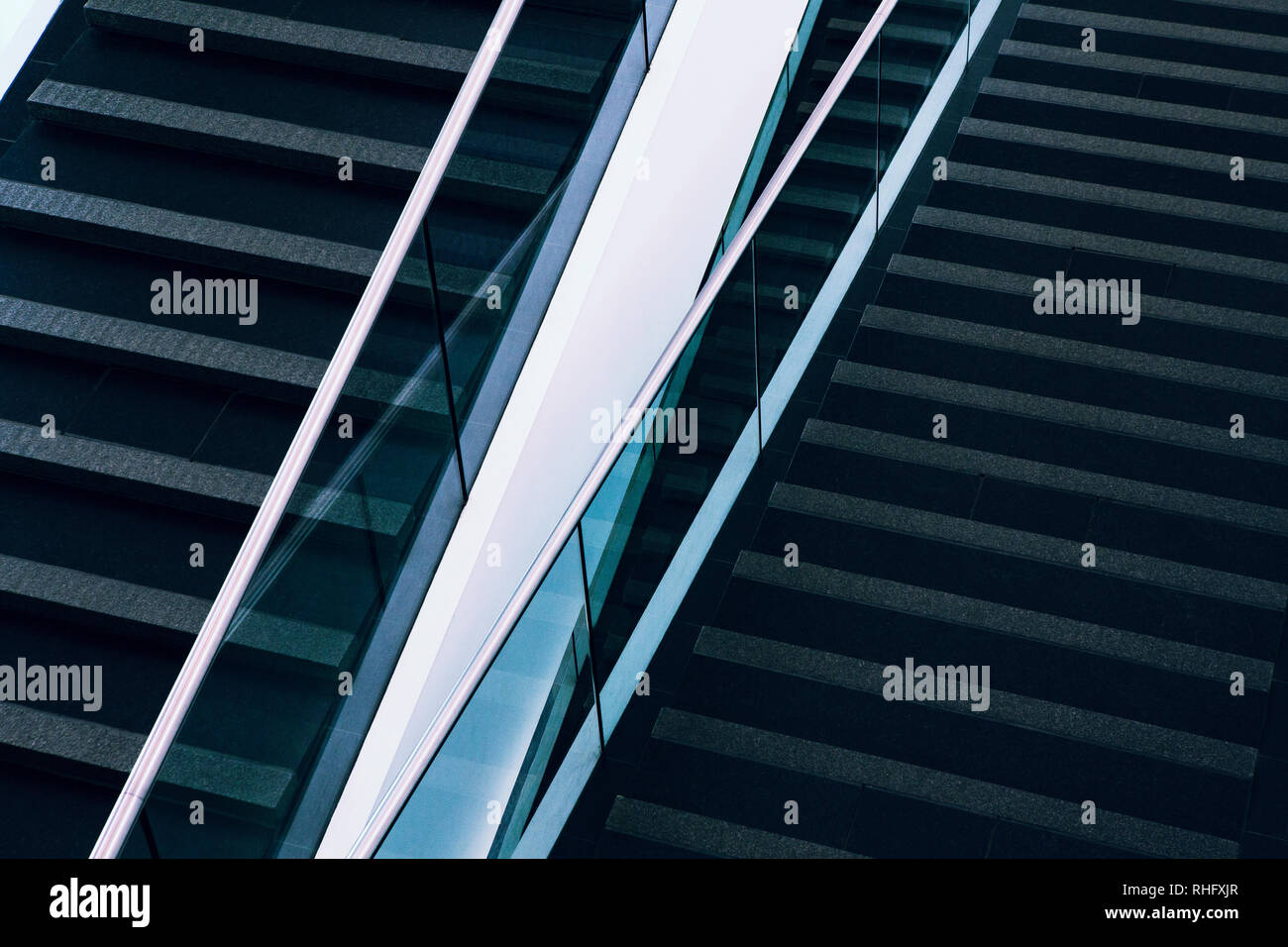 Repeated lines in architecture hi-res stock photography and images - Alamy