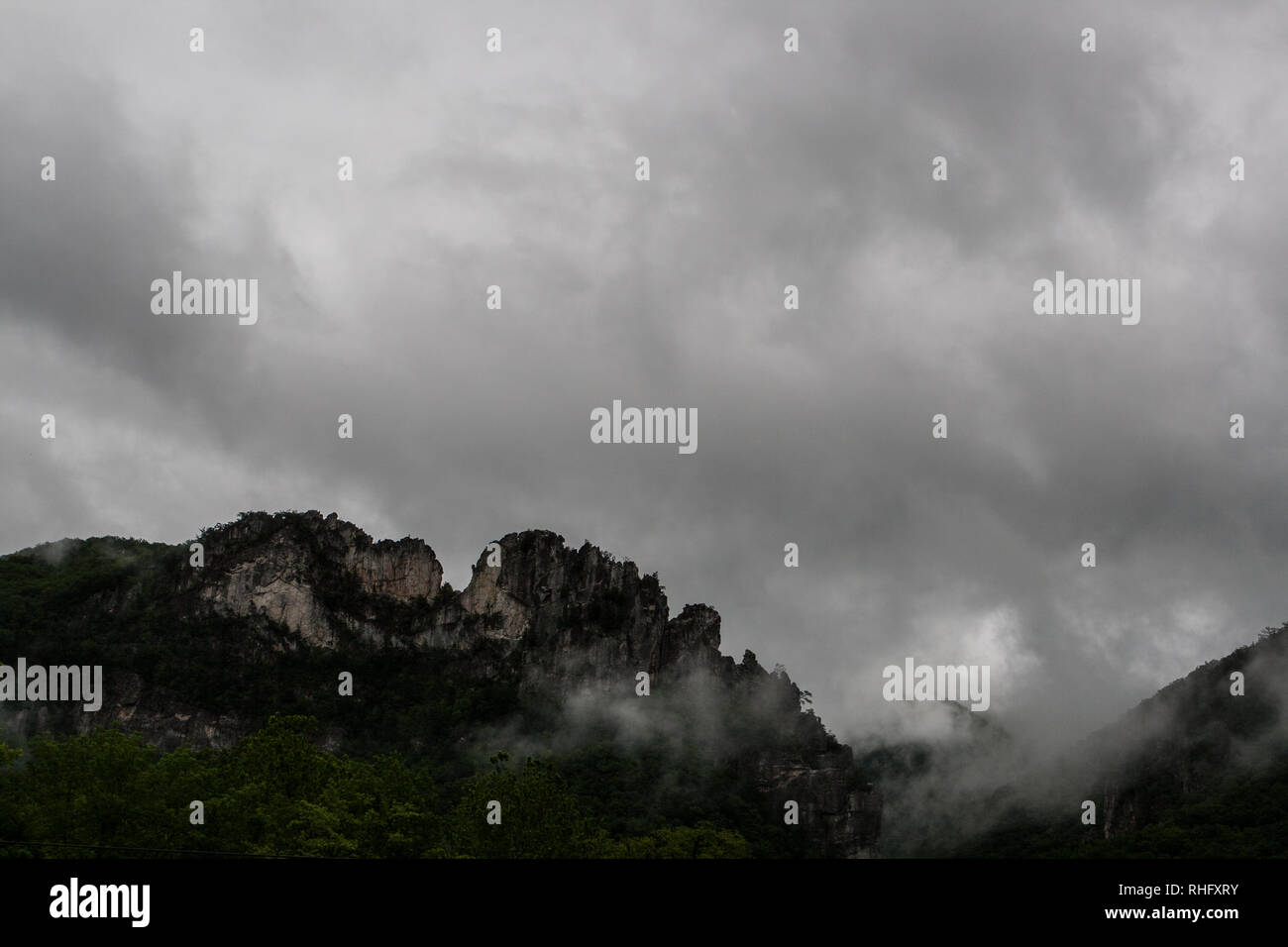 Seneca Rocks, West Virginia Stock Photo - Alamy