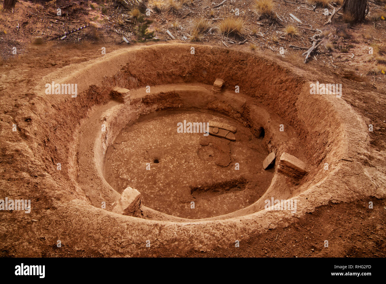 Usa pit house national park historic hi-res stock photography and ...