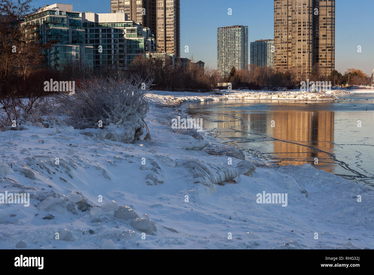 Panoramic Canadian winter landscape near Toronto, beautiful frozen ...
