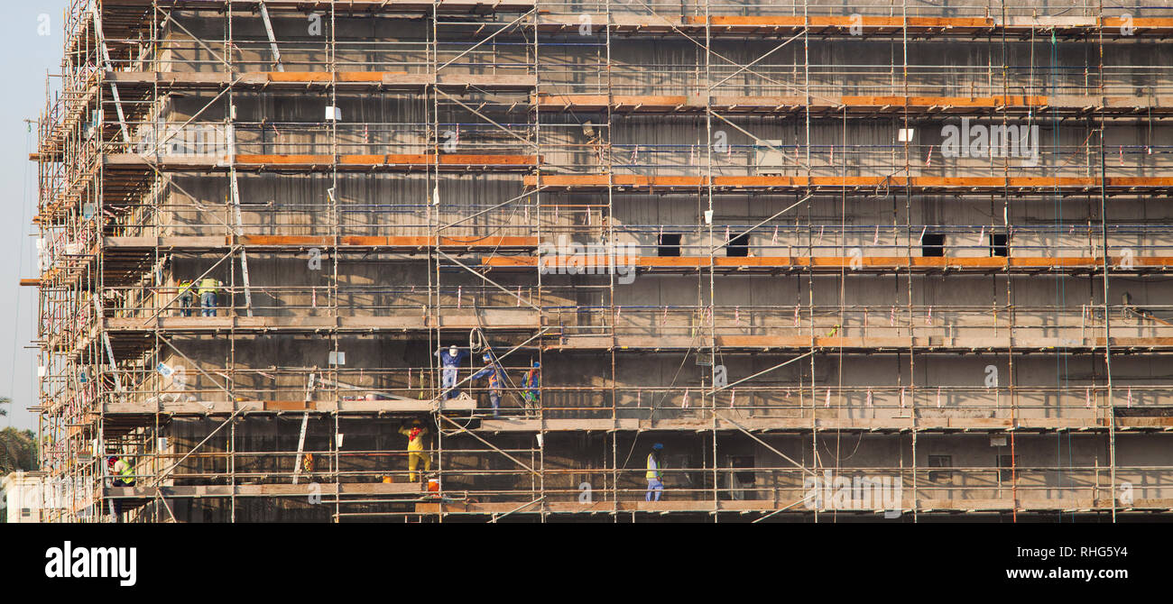 new building under construction in the city Stock Photo - Alamy