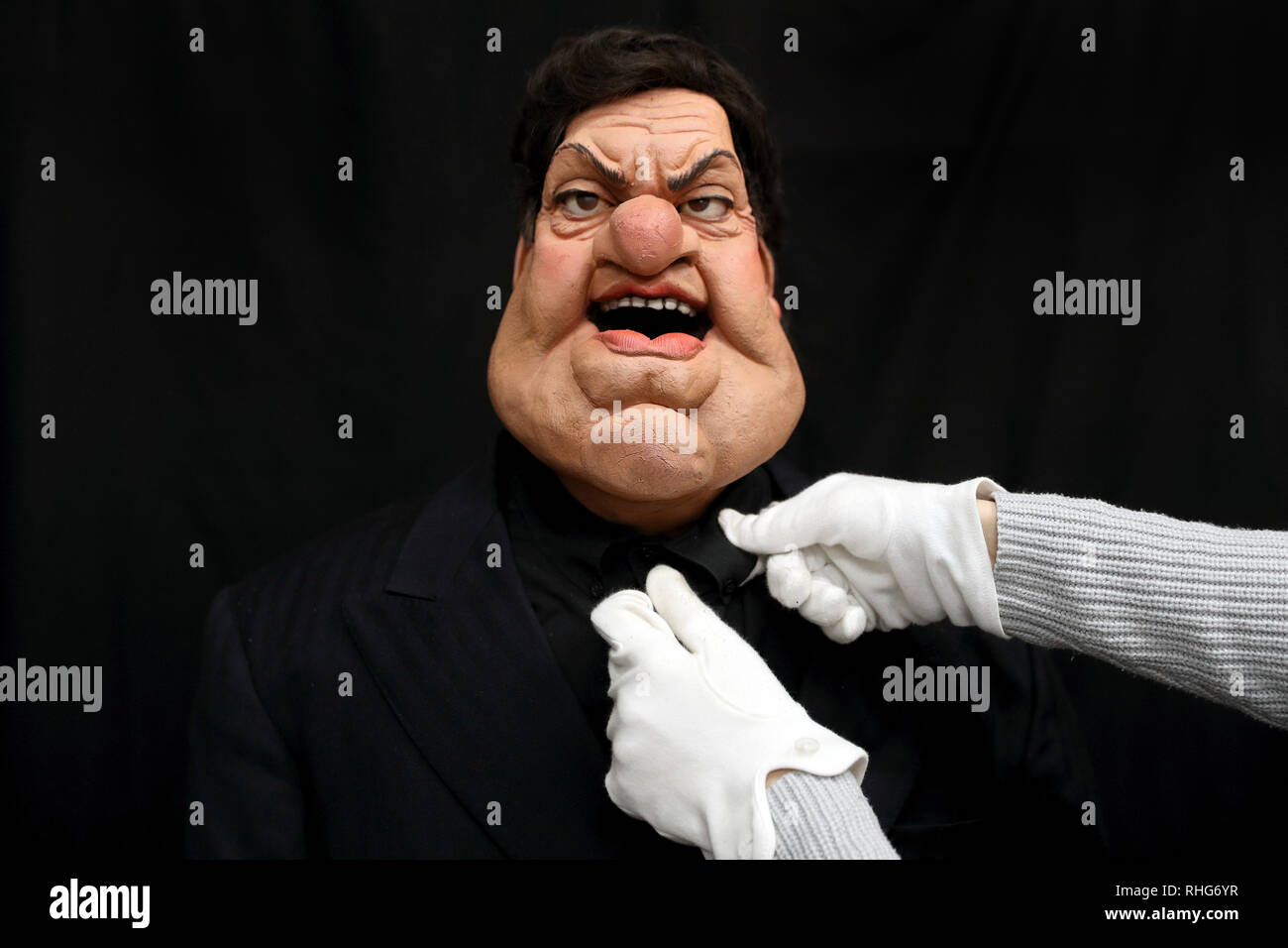Spitting image puppet hi-res stock photography and images - Alamy