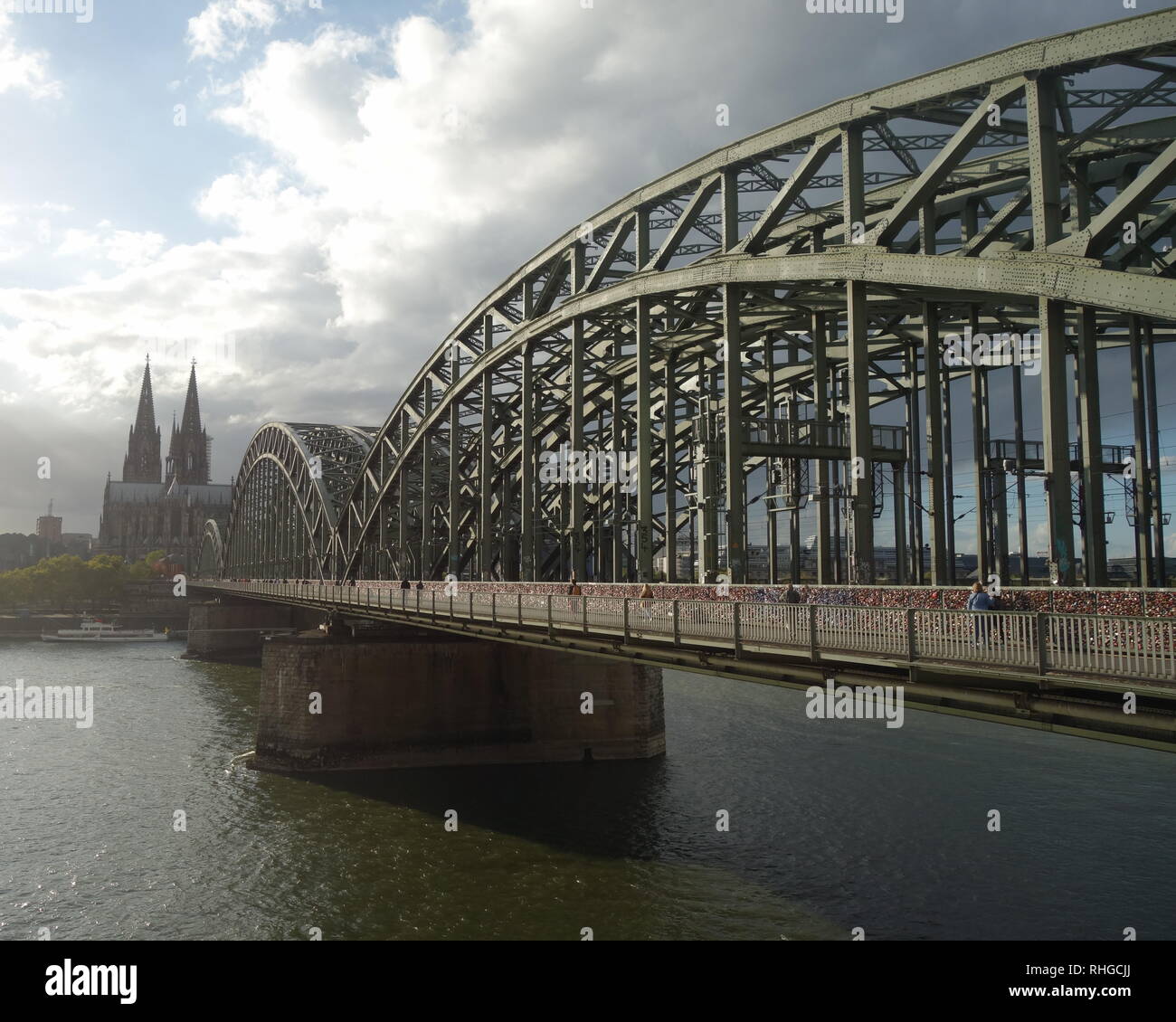 The rhine river and locks hi-res stock photography and images - Alamy