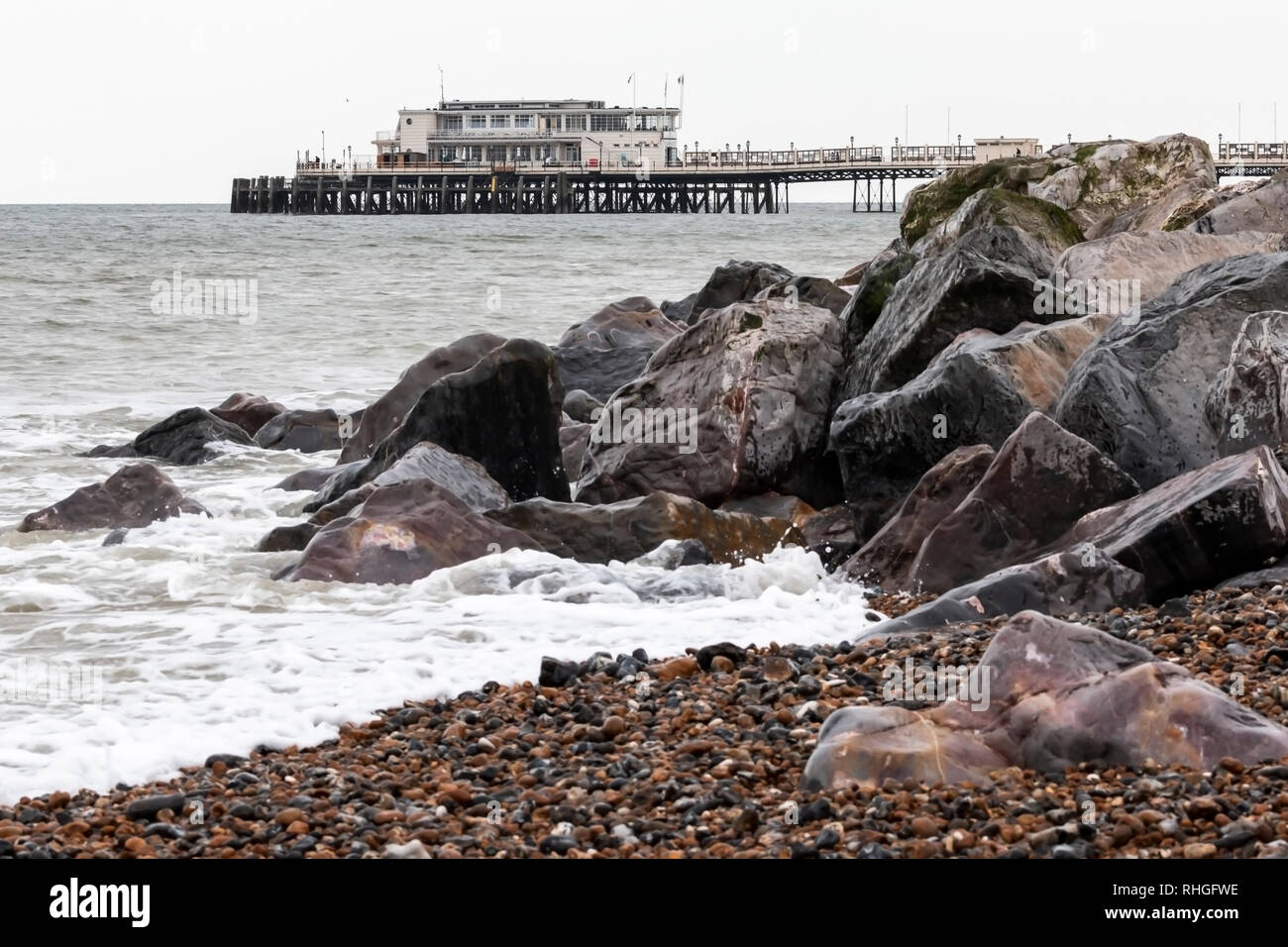 Urban view of Worthing beach, West Sussex, UK Stock Photo - Alamy
