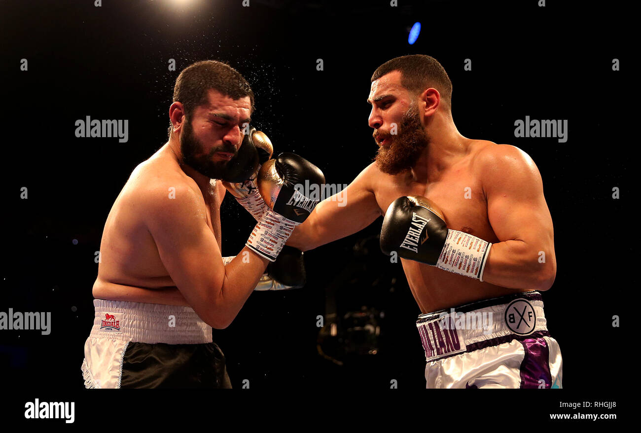 Dana Zaxo (right) and Tayar Mehmed during the light-heavyweight contest ...