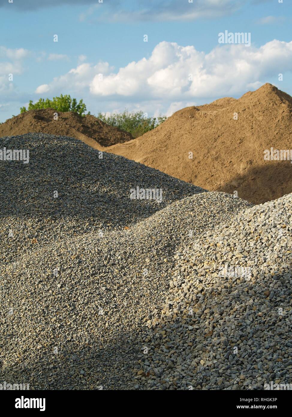 Sand stockpile hi-res stock photography and images - Alamy
