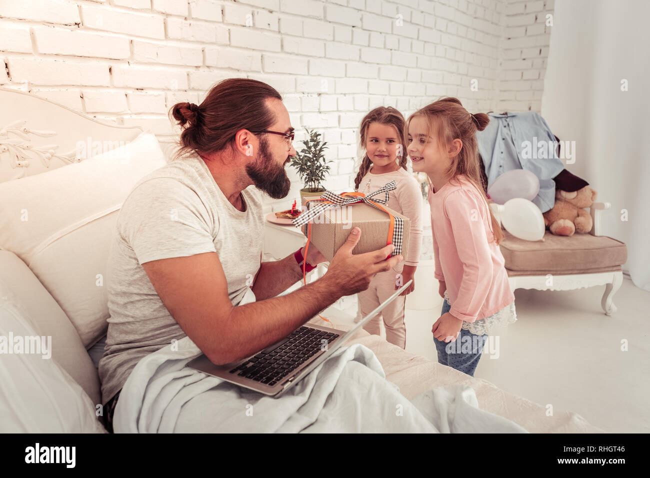 Receiving fathers hi-res stock photography and images - Alamy