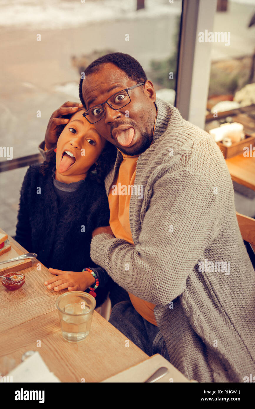African american family happy faces hi-res stock photography and images ...