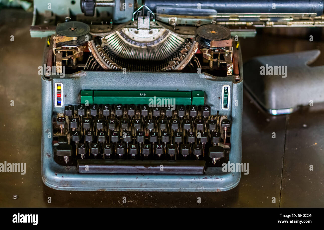 Basic writing tool hi-res stock photography and images - Alamy