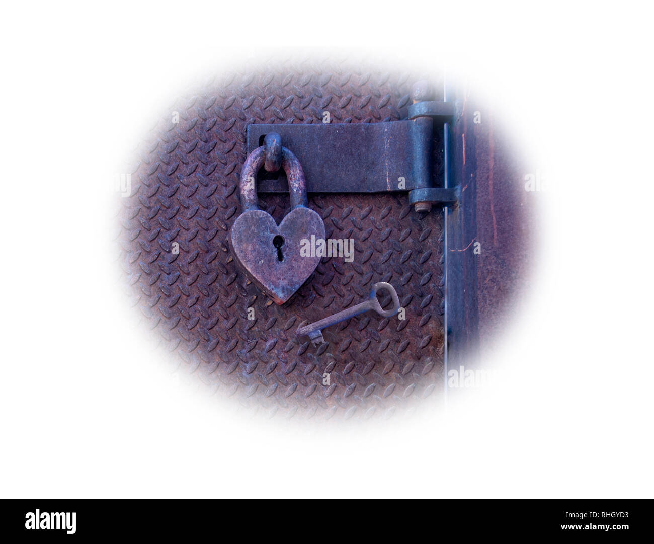 heart shaped metal padlock Stock Photo - Alamy