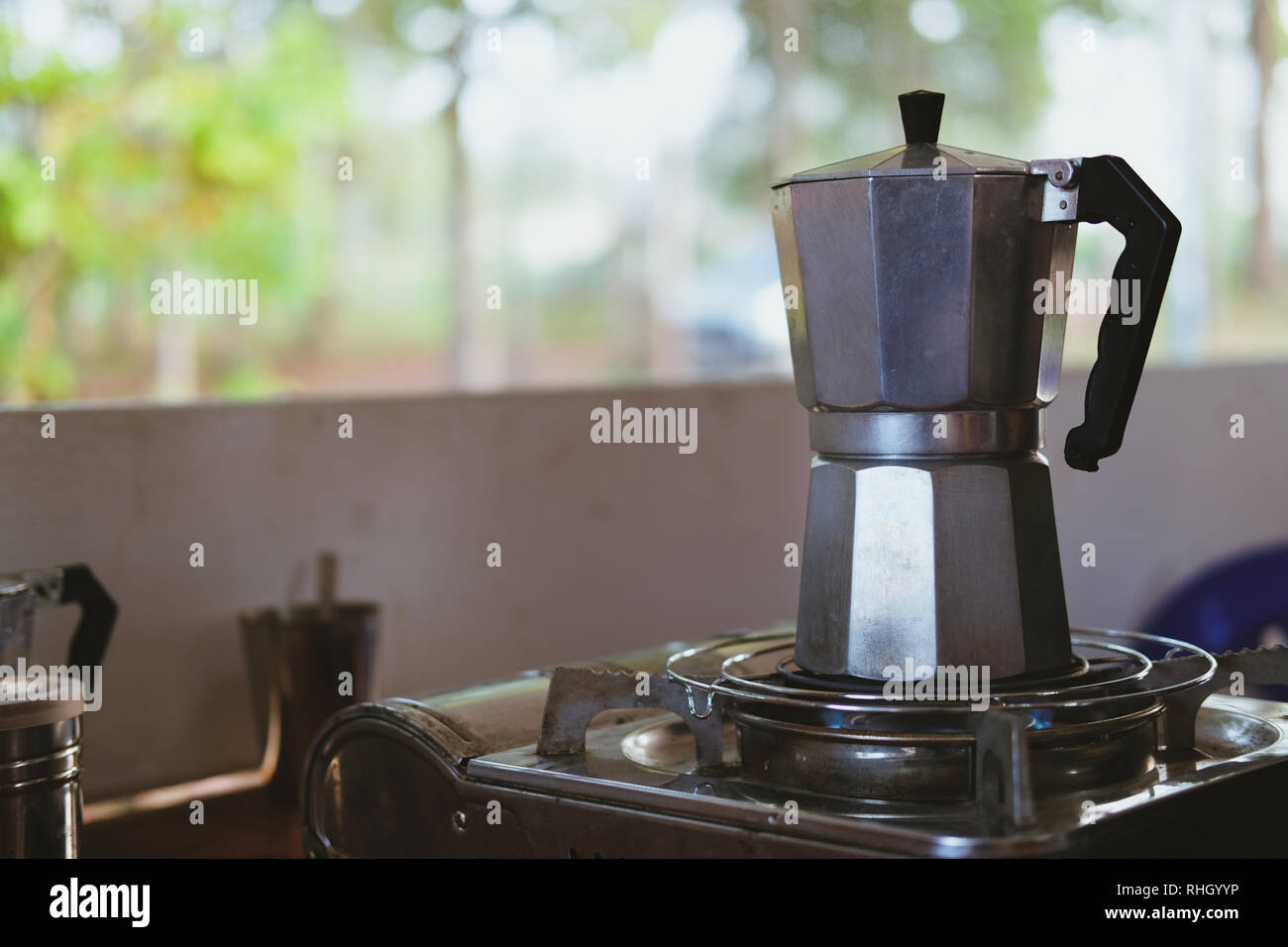 Coffee maker pot hi-res stock photography and images - Alamy