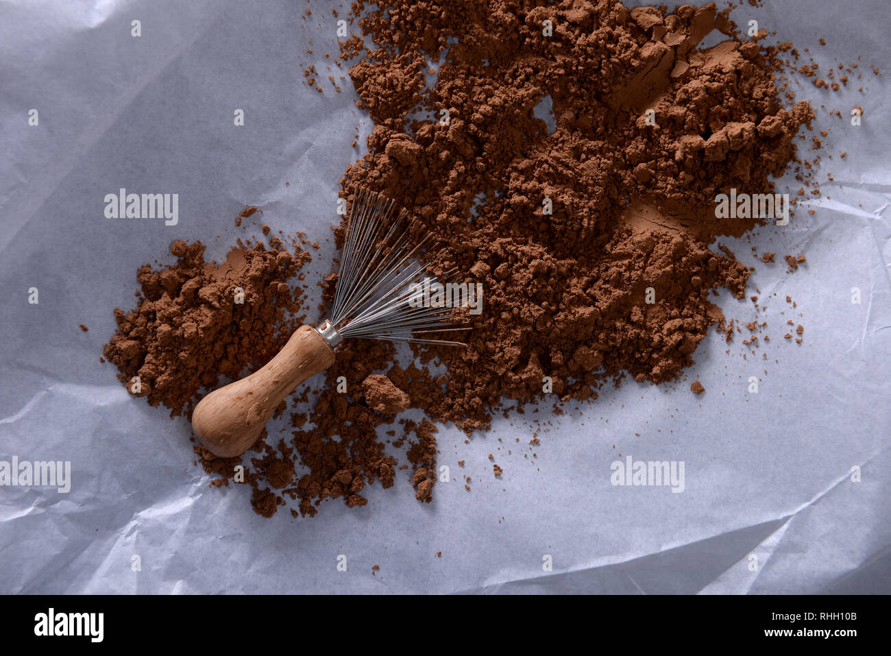 Cacao powder hi-res stock photography and images - Alamy