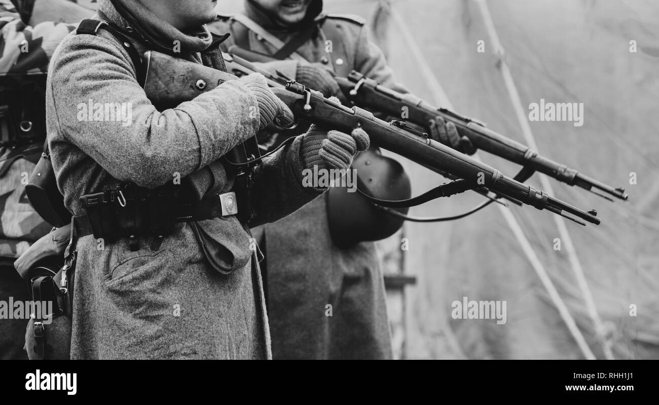 German mauser rifles hi-res stock photography and images - Alamy
