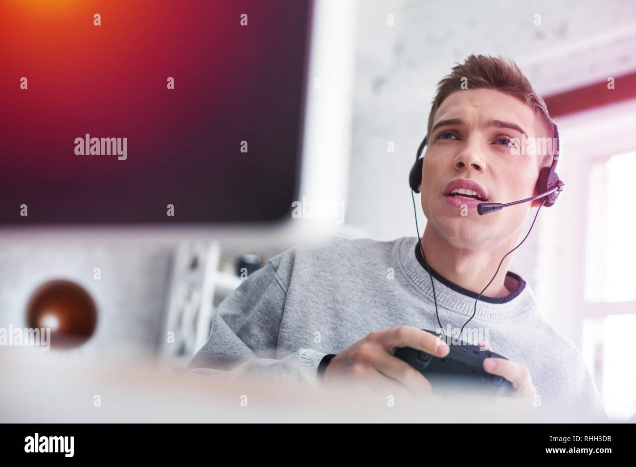 Boy with computer sport hi-res stock photography and images - Alamy