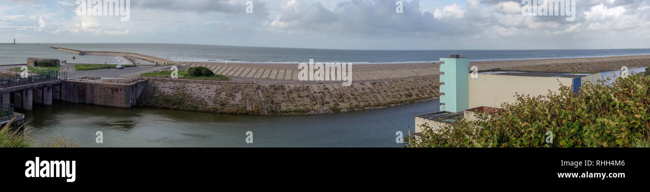 The dunkirk mole hi-res stock photography and images - Alamy