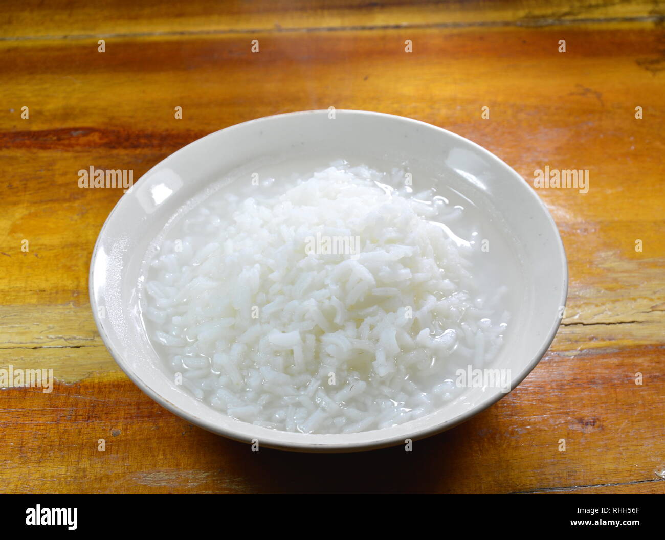 hot boiled rice with smoke on bowl Stock Photo - Alamy