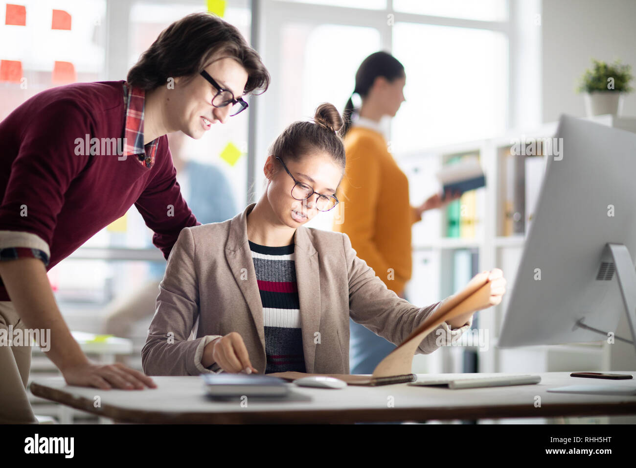 Reading working points Stock Photo - Alamy