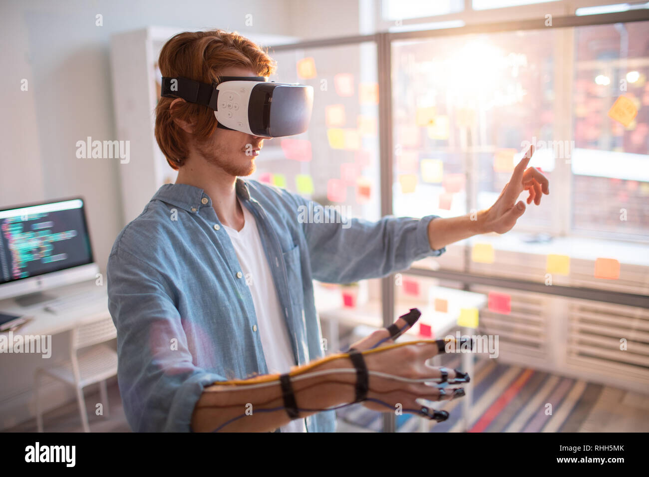 Virtual presentation in office Stock Photo - Alamy
