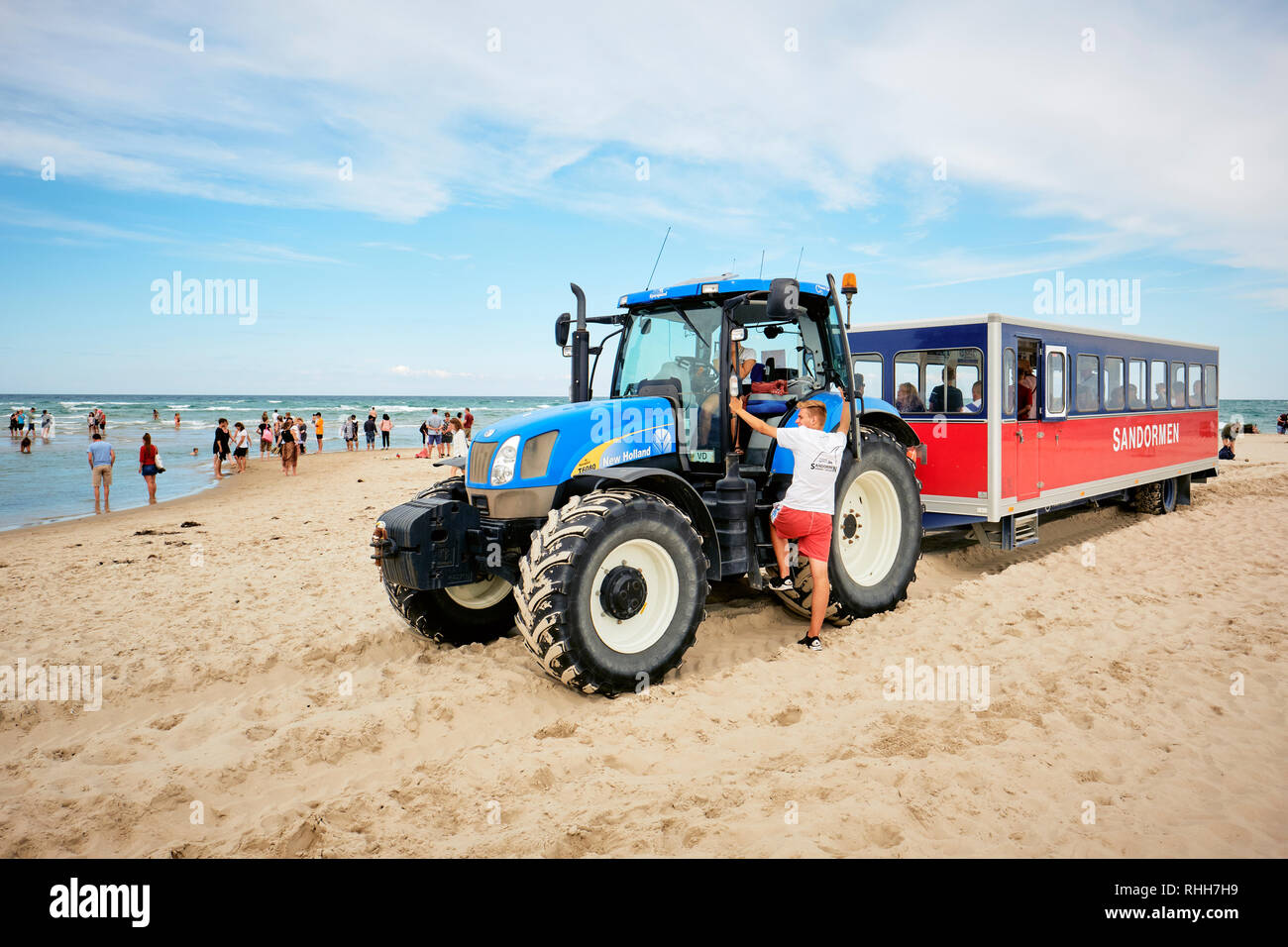 The Sandormen tractor bus at the popular Danish tourist spot of Grenen ...