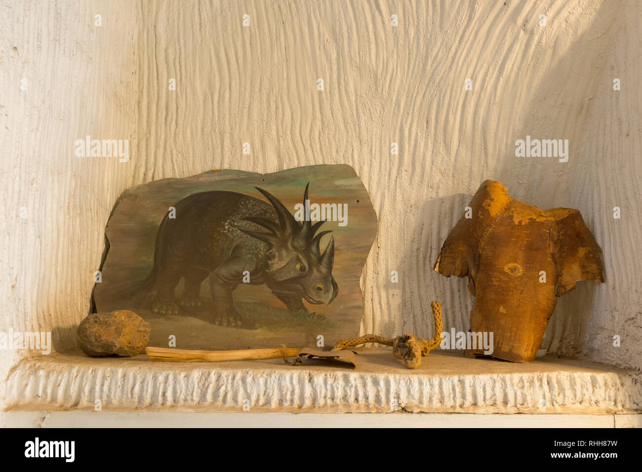 Dinosaur shop hi-res stock photography and images - Alamy