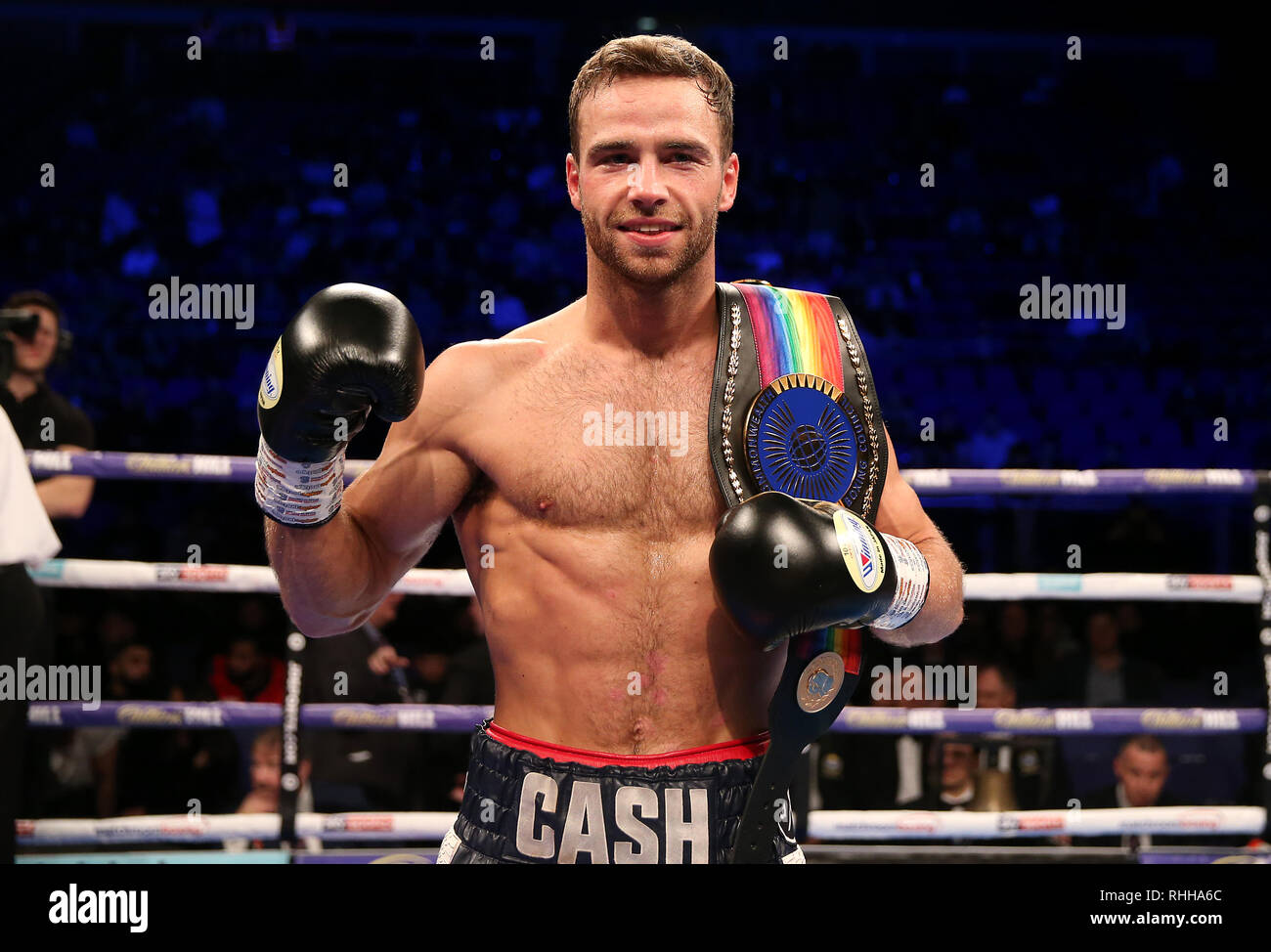 Felix Cash celebrates winning the vacant commonwealth middleweight ...