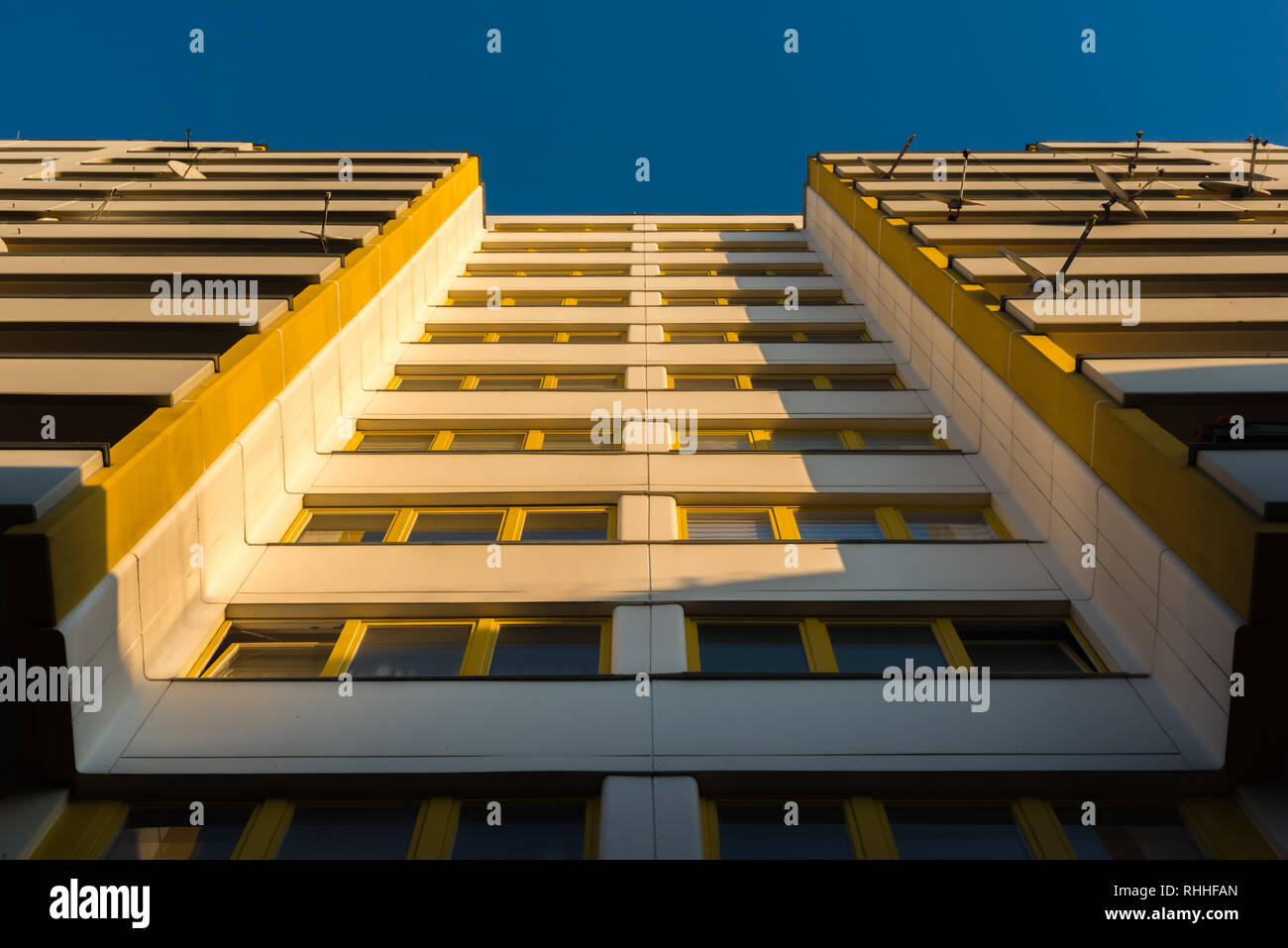 Yellow windows hi-res stock photography and images - Alamy