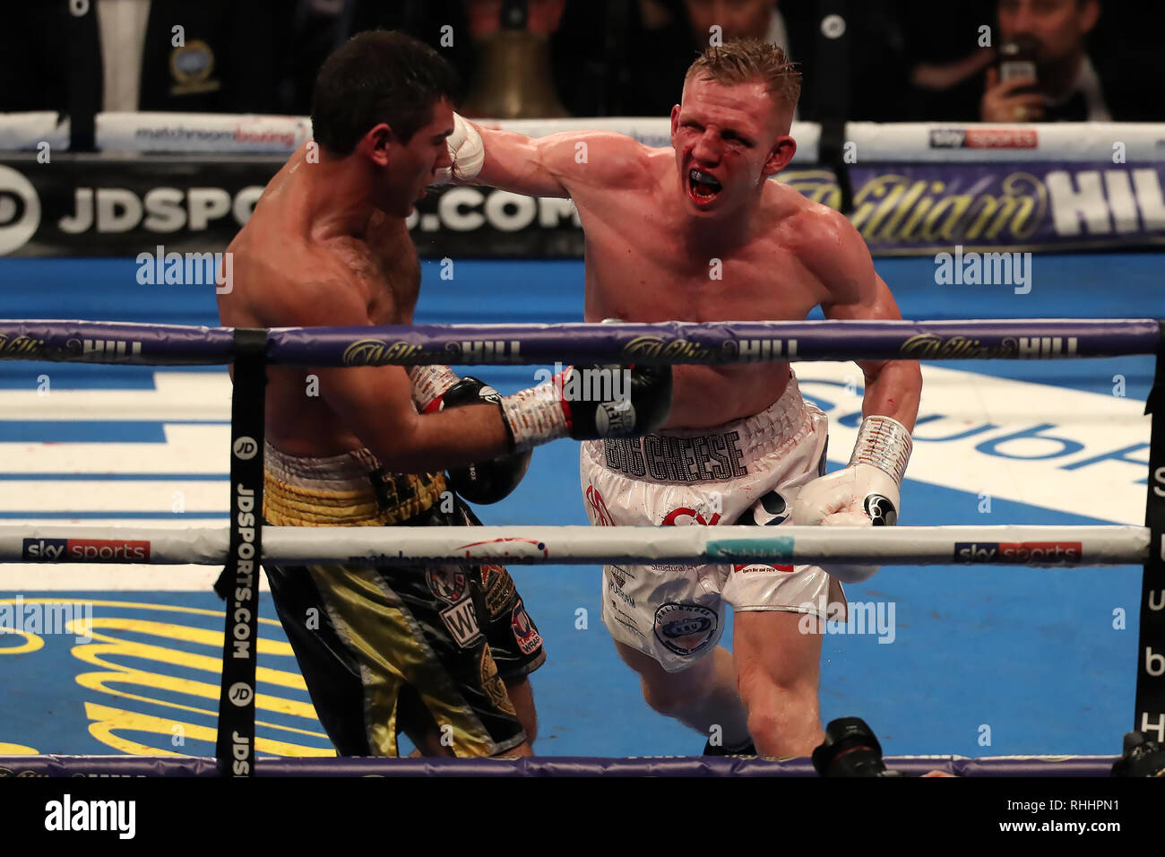 London, UK. 2nd Feb 2019. Boxing, European Super-Welterweight ...